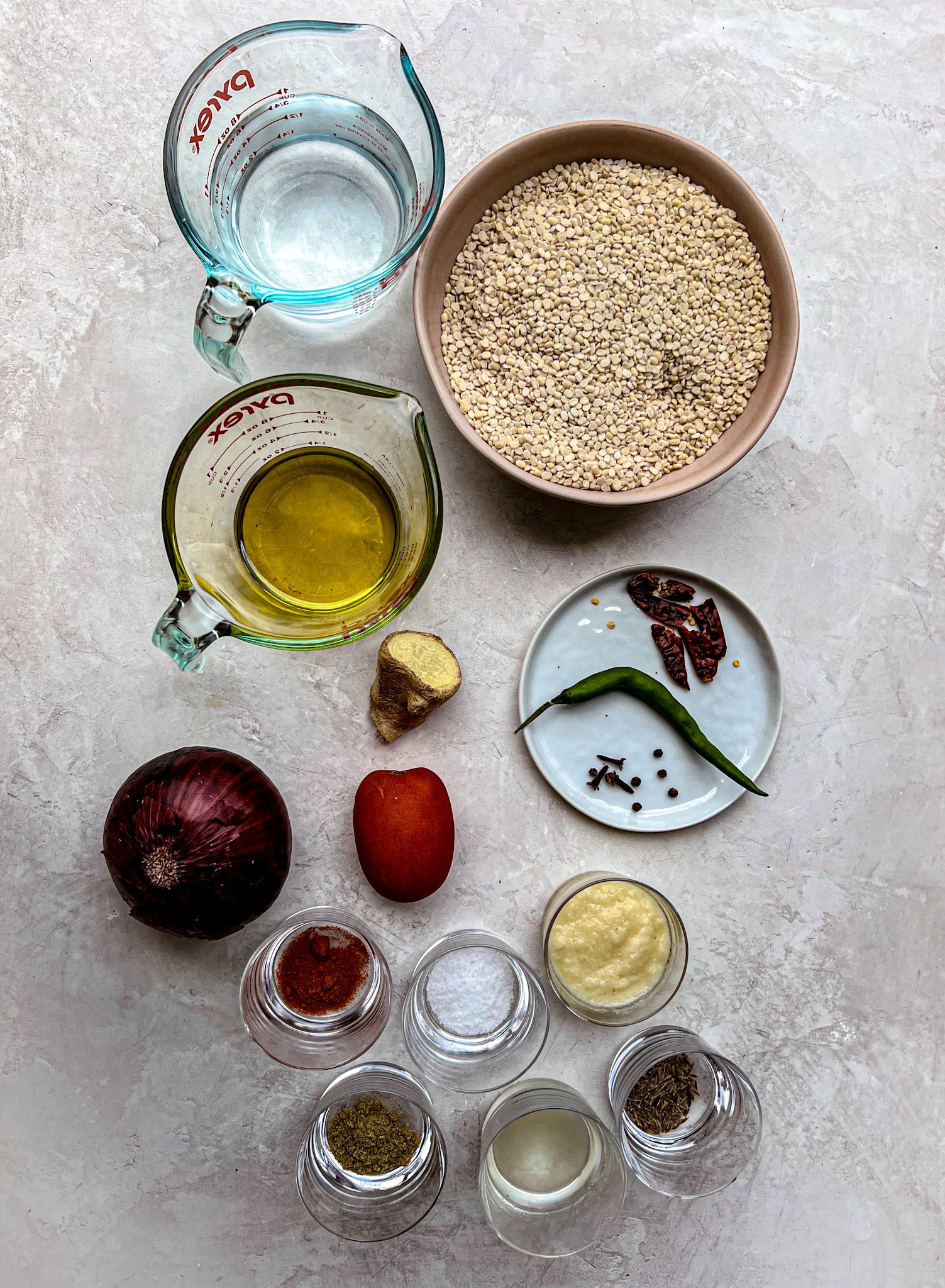 Pakistani Maash Ki Dal (Urad Dal) - Two Cloves In A Pot