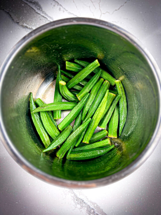 Pakistani Bhindi Gosht - Two Cloves In A Pot