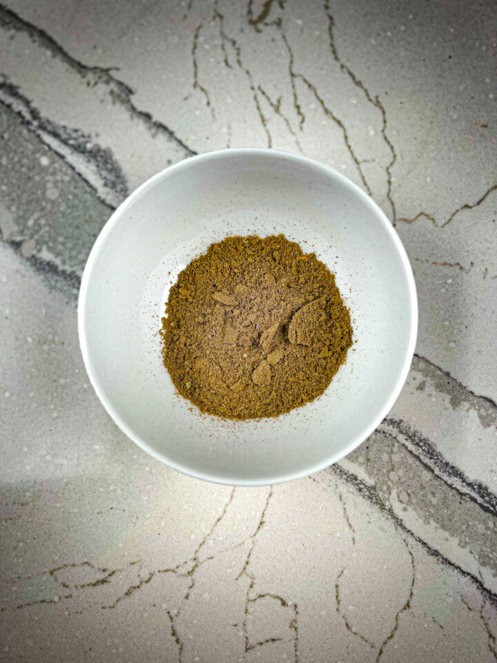 5-Minute Homemade Haleem Masala - Two Cloves In A Pot