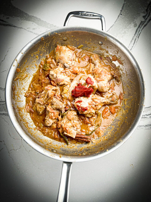 How To Make Authentic Pakistani-Style Chicken Karahi - Two Cloves In A Pot
