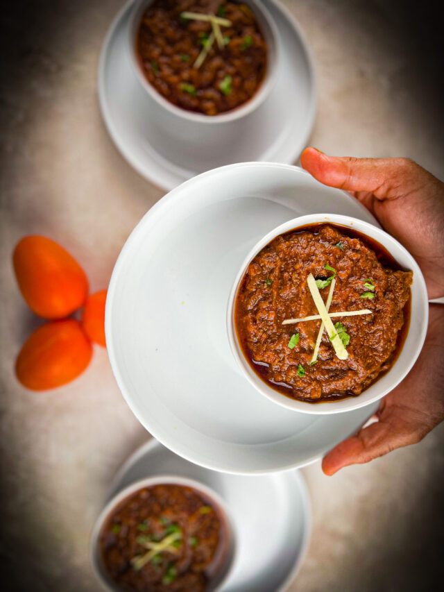 Tender Homemade Pakistani Beef Karahi - Two Cloves In A Pot