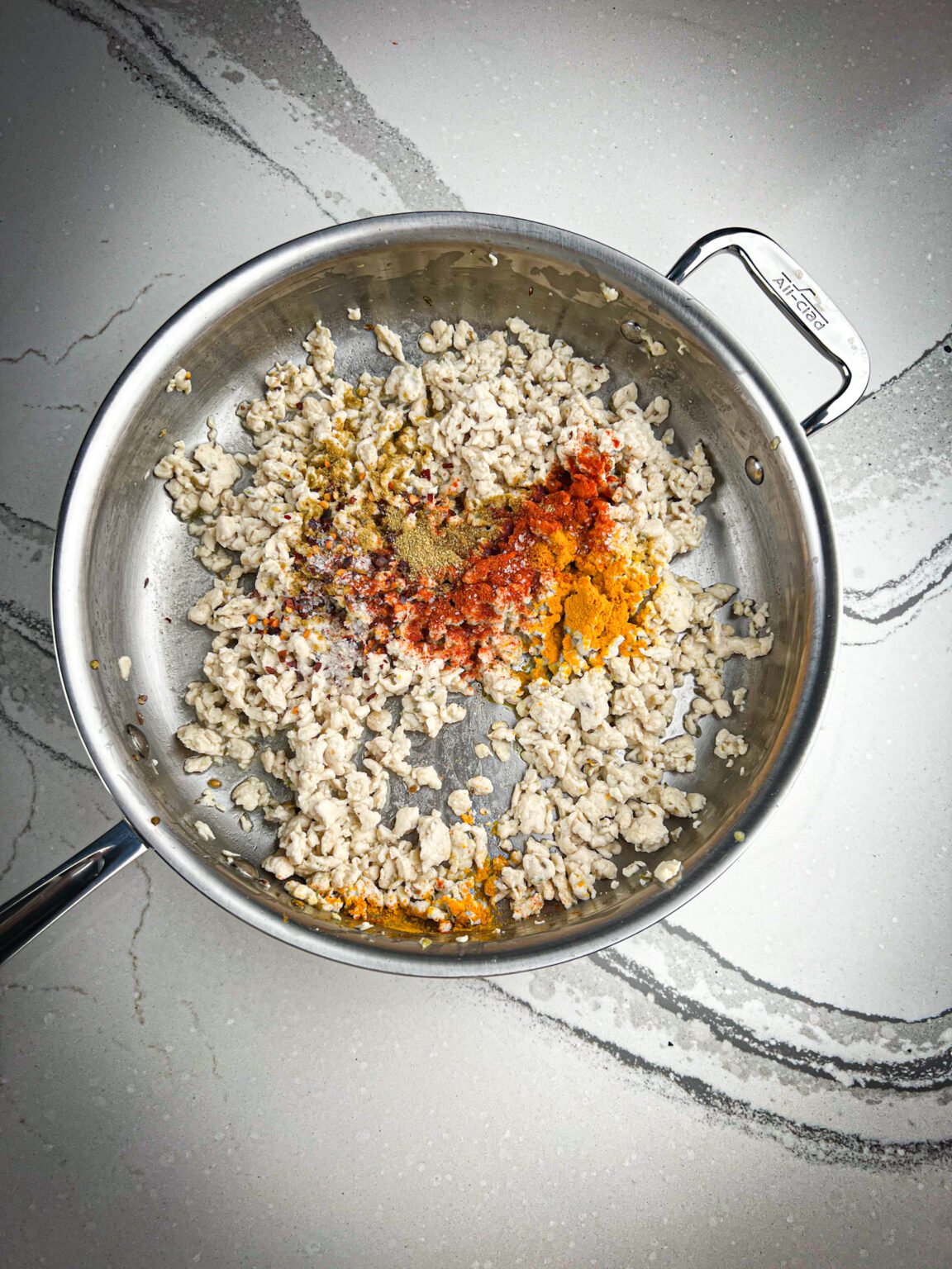 Crispy Homemade Pakistani-Style Chicken Samosa (Video) - Two Cloves In A Pot