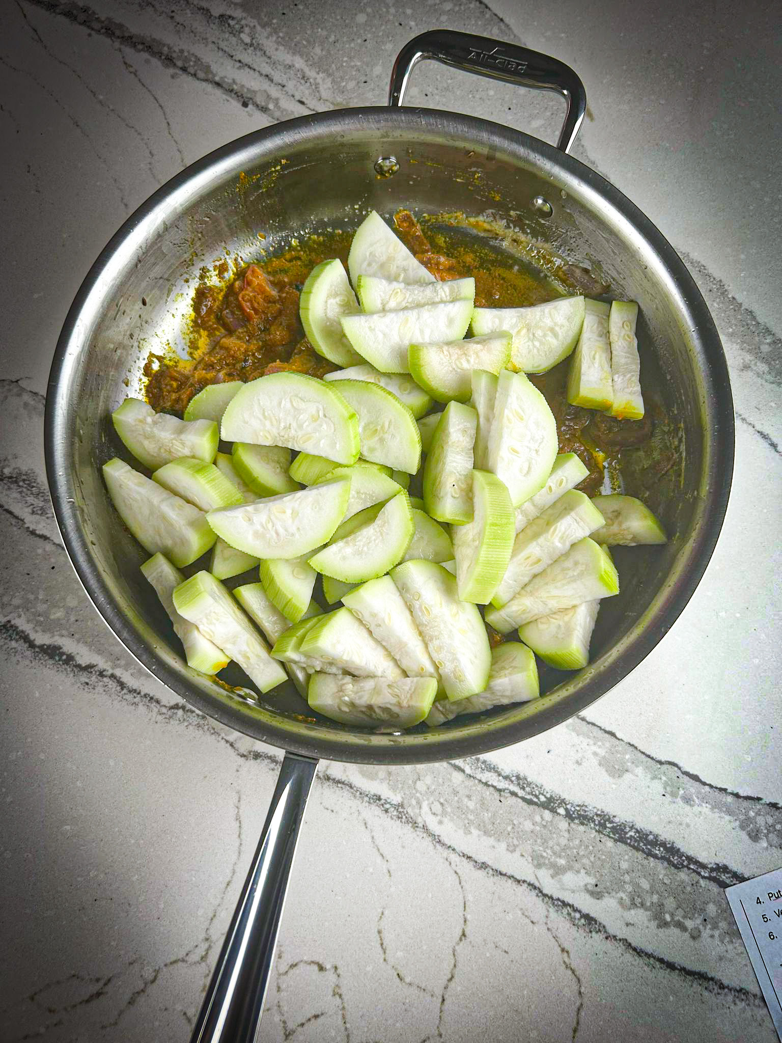25-Minute Lauki Sabzi (Step By Step) - Two Cloves In A Pot